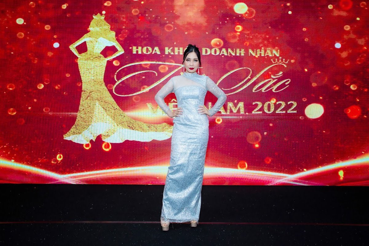 Doanh Nhân Helen Đàm - Ngọc Anh Đàm - CEO Dr. Hela Beauty & Academy ...